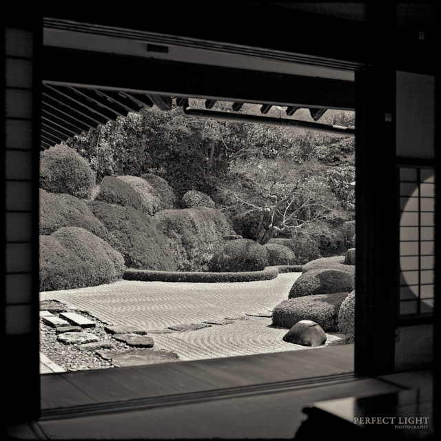 Silent Japan » Documentary Photography by Derrick Choo