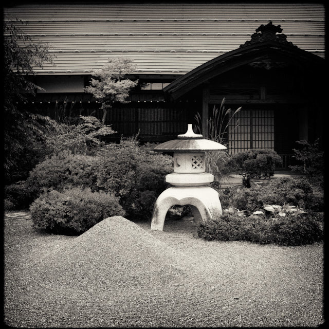 Silent Japan » Documentary Photography by Derrick Choo